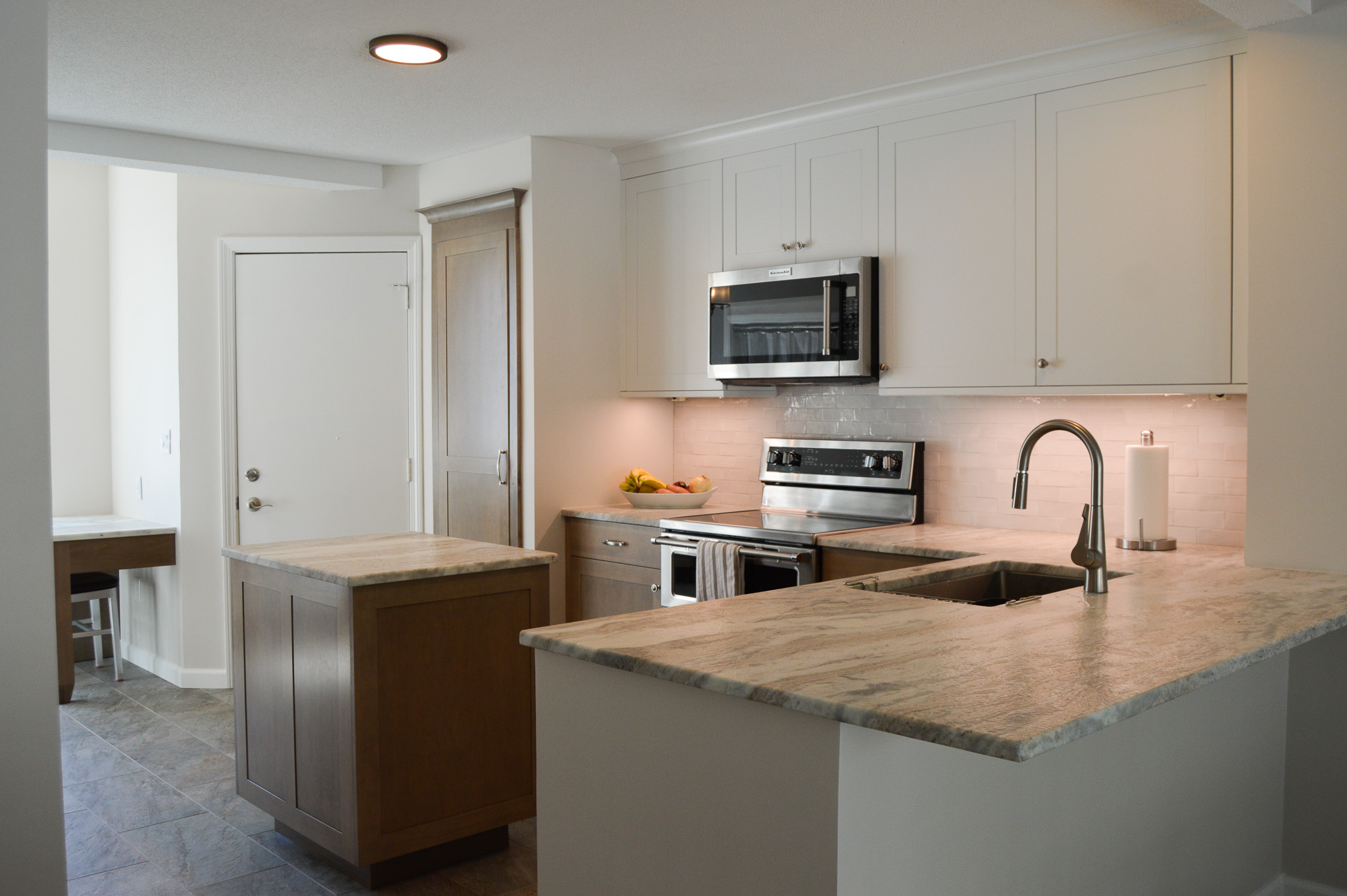 Transforming a dark, outdated Farmington kitchen... - ZN Construction